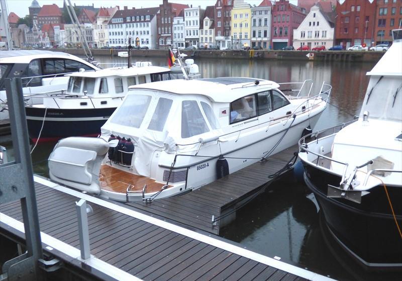 LILLY EVA - Vesseljoin