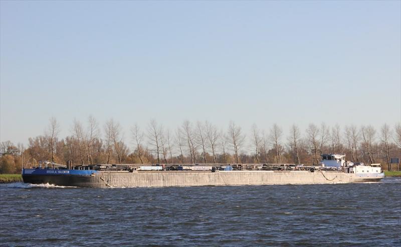 URSULA VALENTIN - Vesseljoin