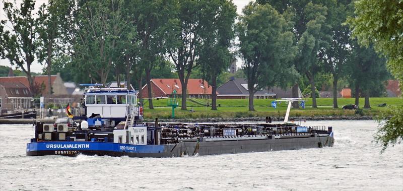 URSULA VALENTIN - Vesseljoin