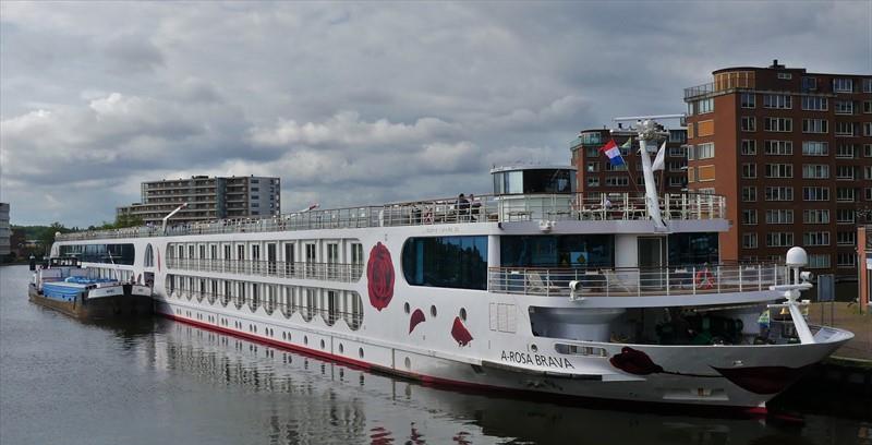 A ROSA BRAVA - Vesseljoin