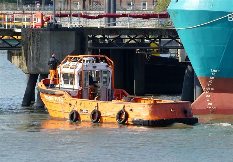 MOORING TUG 2 - Vesseljoin