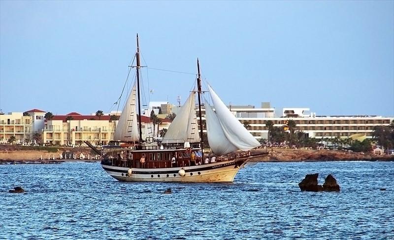 CHRIST.ADONIS - Vesseljoin