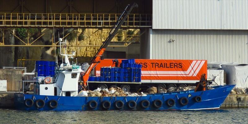 GANG PIL LEE - Vesseljoin