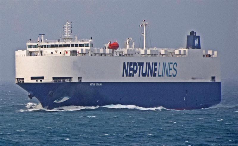 NEPTUNE KEFALONIA - Vesseljoin