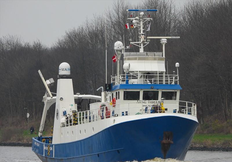 ARNE TISELIUS - Vesseljoin