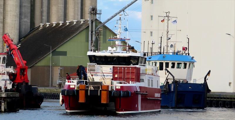 ACCOMPLISHER - Vesseljoin