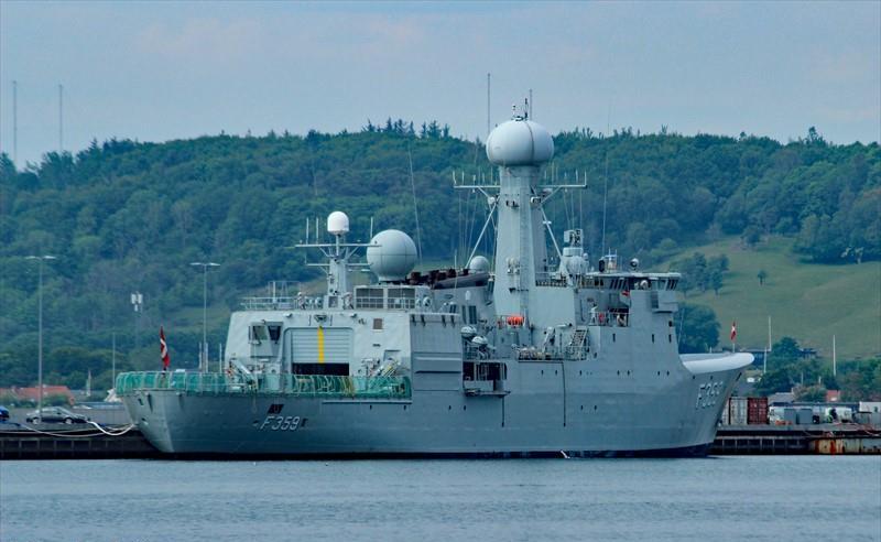 DANISH WARSHIP F359 - Vesseljoin