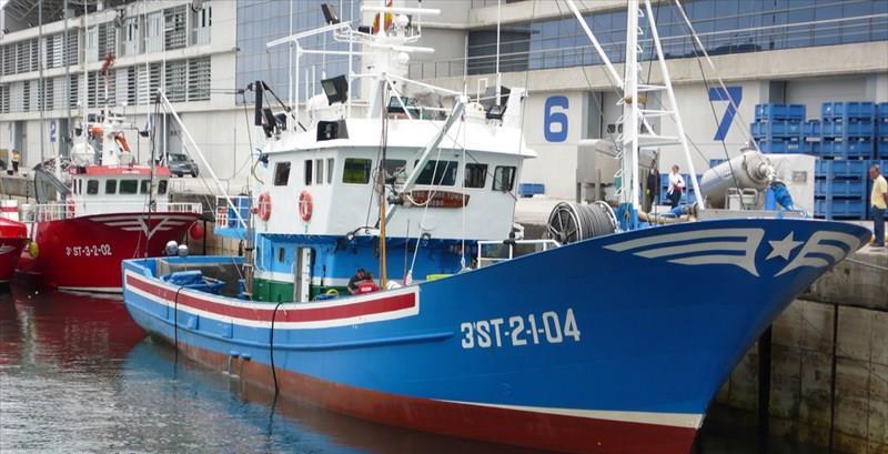 NUESTRO PADRE TONINO - Vesseljoin