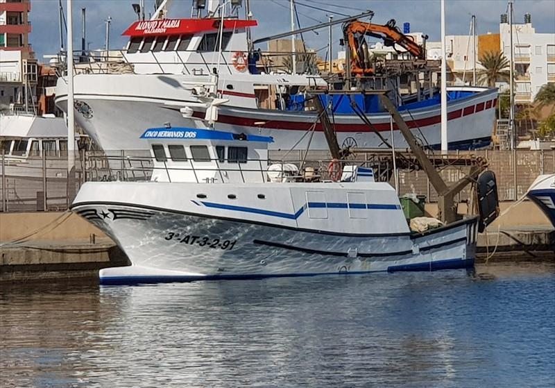 CINCO HERMANOS DOS - Vesseljoin