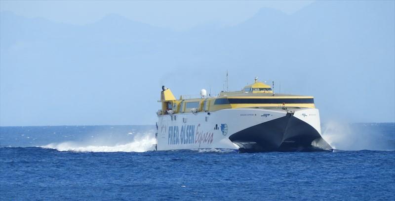 BENCOMO EXPRESS - Vesseljoin