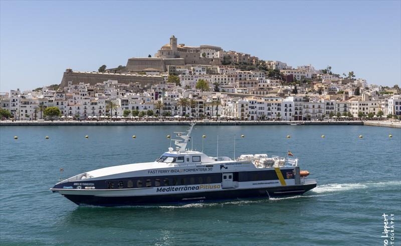 AIRES DE FORMENTERA - Vesseljoin