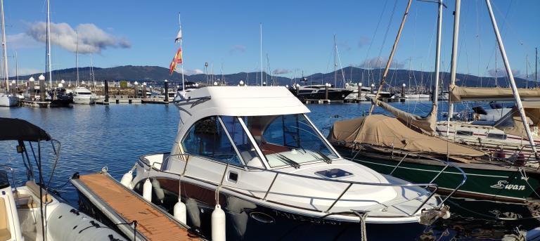 CLARA TRES - Vesseljoin