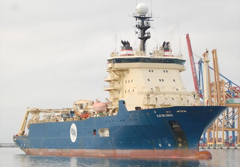 ILE DE SEIN - Vesseljoin