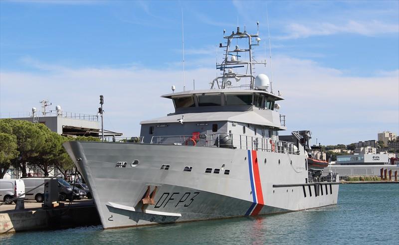 JEAN FRANCOIS DENIAU - Vesseljoin