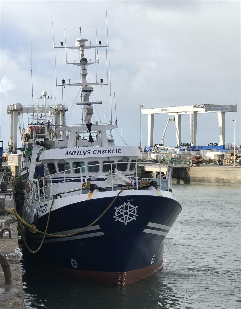 MAILYS CHARLIE - Vesseljoin