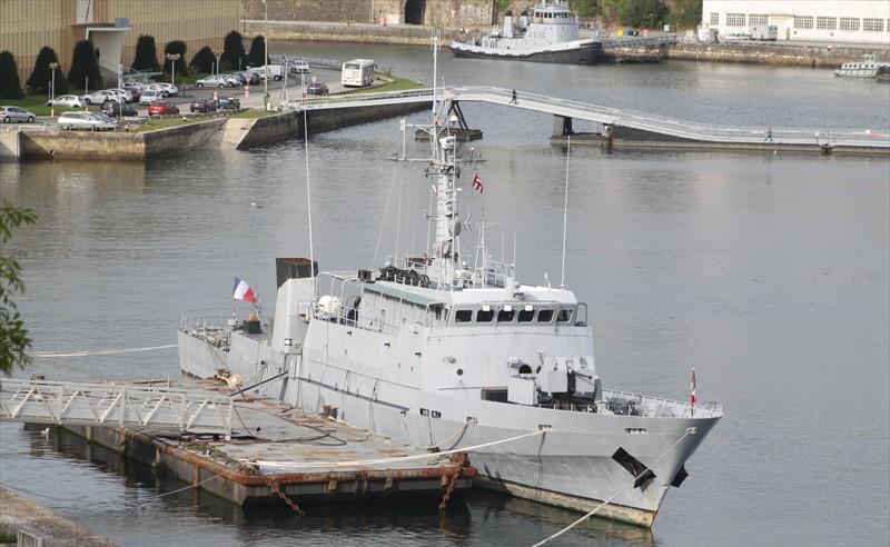 FRENCH WARSHIP - Vesseljoin
