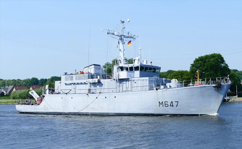 FRENCH WARSHIP M647 - Vesseljoin
