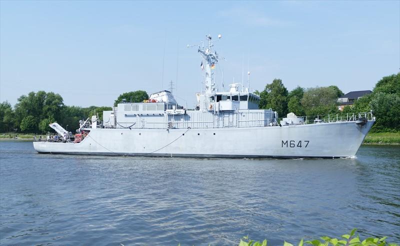 FRENCH WARSHIP M647 - Vesseljoin