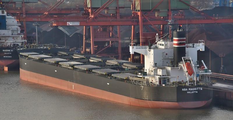 NBA MAGRITTE - Vesseljoin