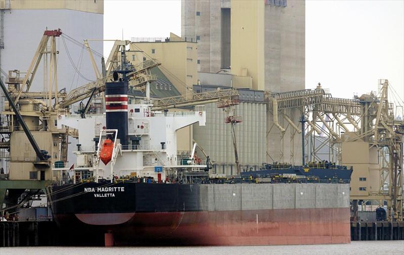 NBA MAGRITTE - Vesseljoin