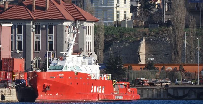 SHARK 1 - Vesseljoin