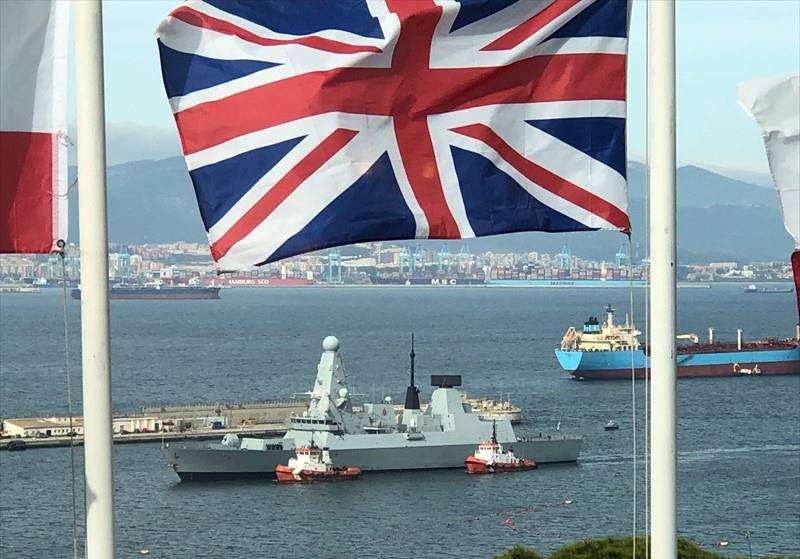 HMS DEFENDER - Vesseljoin