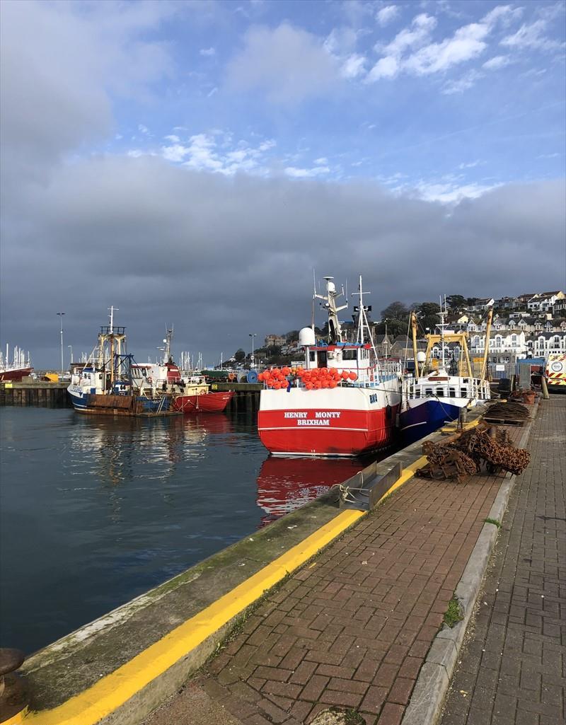 HENRY MONTY - Vesseljoin