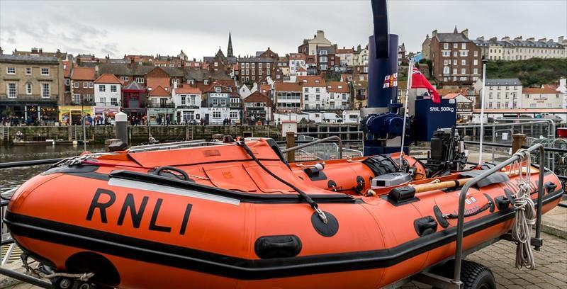 RNLI LIFEBOAT D 810 - Vesseljoin