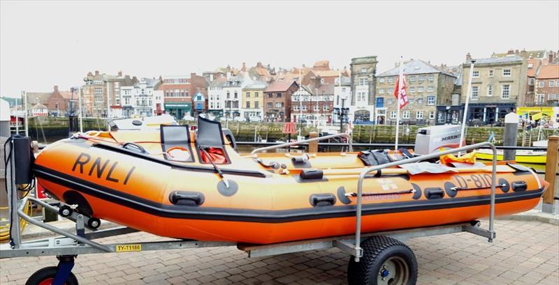 RNLI LIFEBOAT D 810 - Vesseljoin