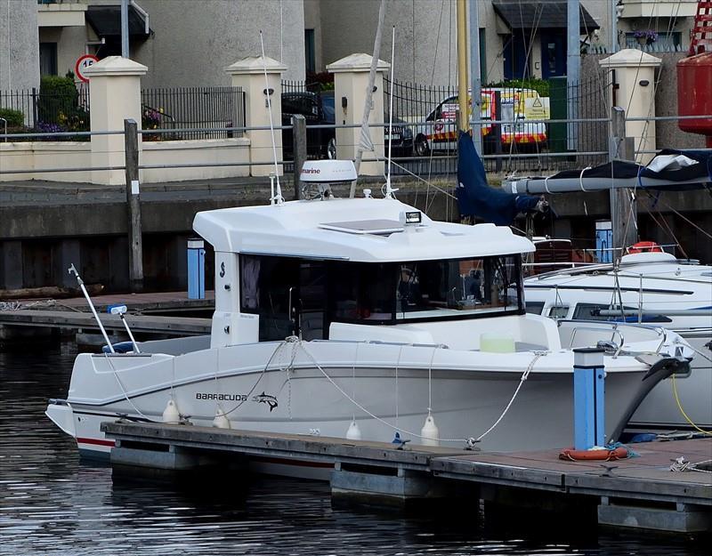 LUCY LU - Vesseljoin