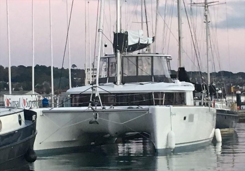 DIGNITY - Vesseljoin