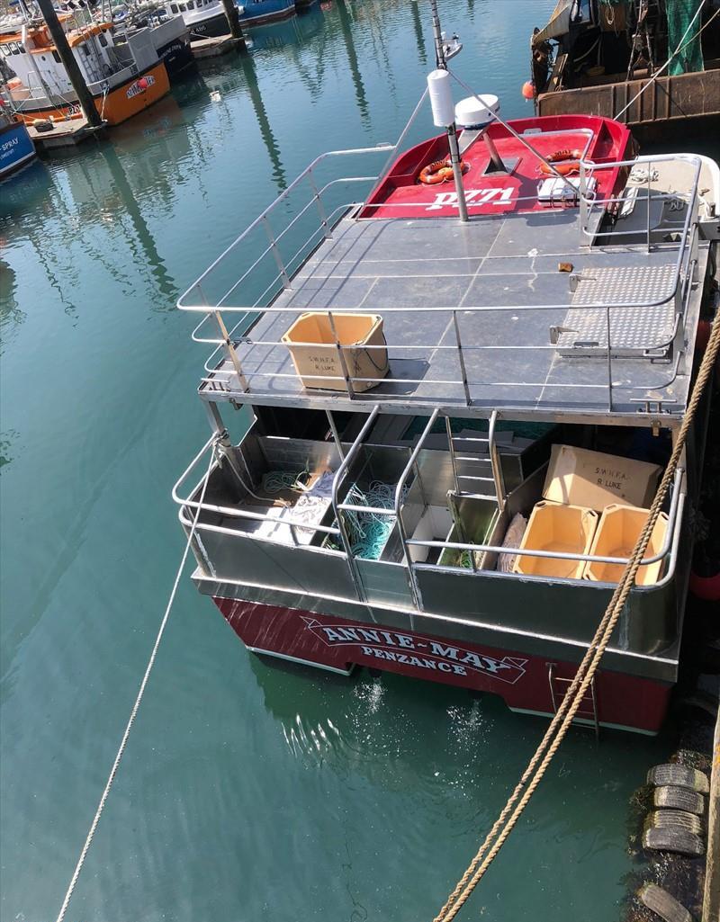 ANNIE MAY - Vesseljoin