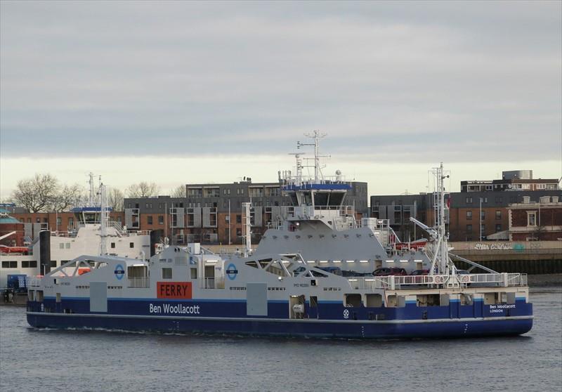 BEN WOOLLACOTT - Vesseljoin