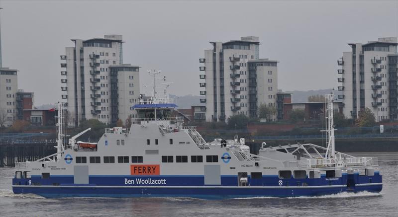 BEN WOOLLACOTT - Vesseljoin