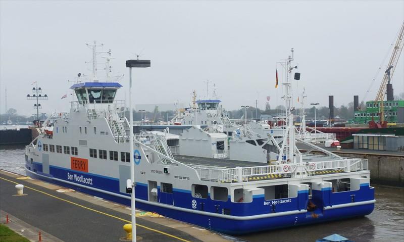 BEN WOOLLACOTT - Vesseljoin