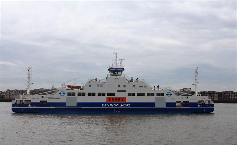 BEN WOOLLACOTT - Vesseljoin