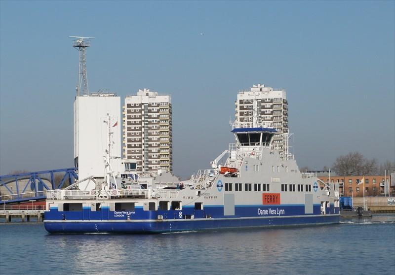 DAME VERA LYNN - Vesseljoin