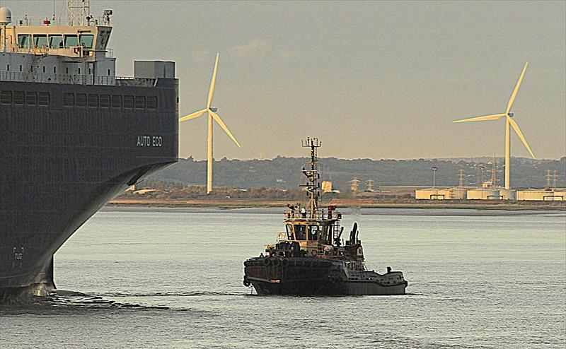 SVITZER HAWK - Vesseljoin