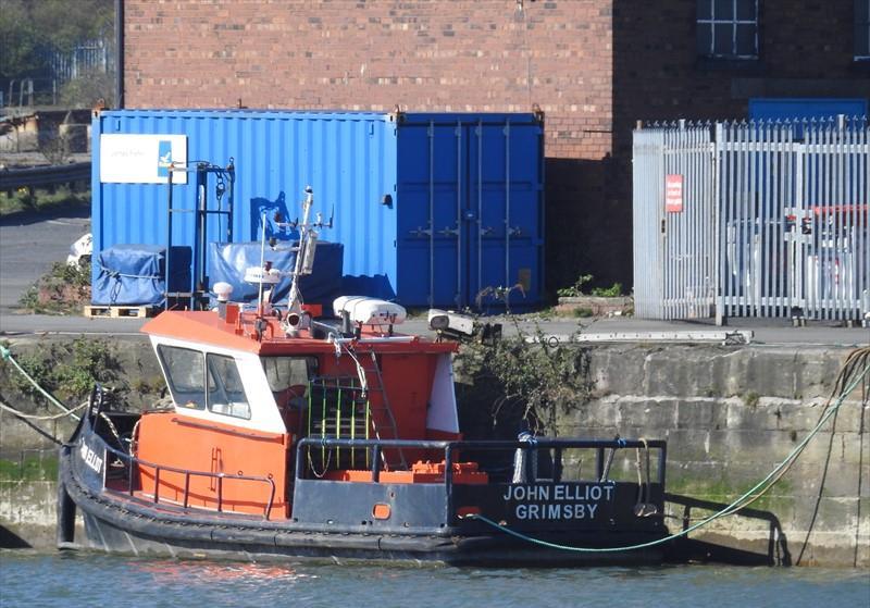 JOHN ELLIOT - Vesseljoin