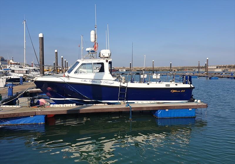 SHE LIKES IT ROUGH - Vesseljoin