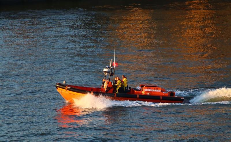 RNLI LIFEBOAT E 10 - Vesseljoin