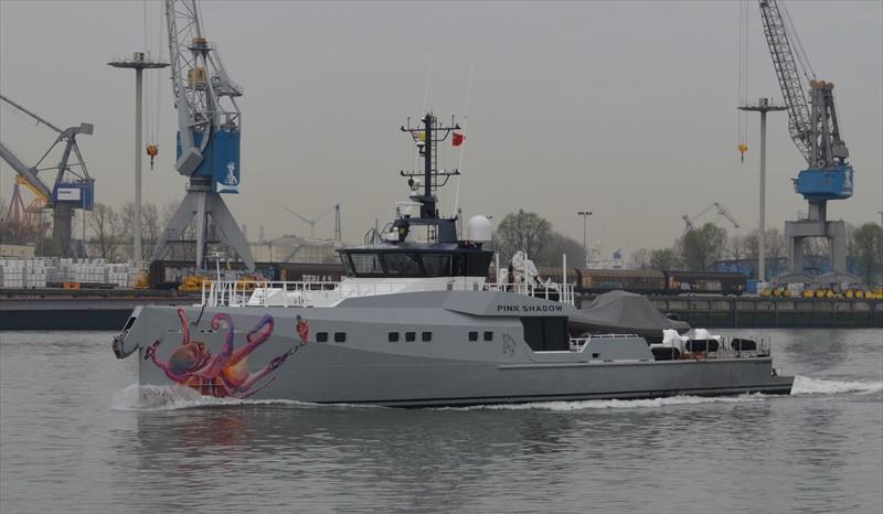 PINK SHADOW - Vesseljoin