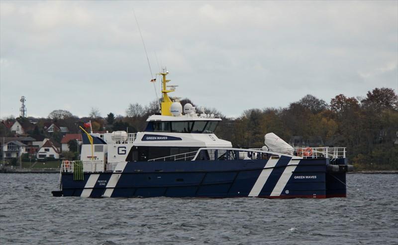 GREEN WAVES - Vesseljoin