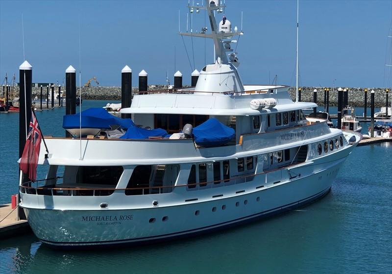 MICHAELA ROSE - Vesseljoin