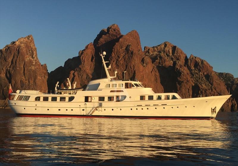 SECRET LIFE - Vesseljoin