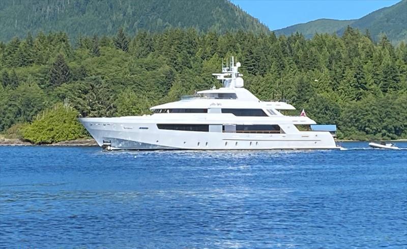 AFTER EIGHT - Vesseljoin