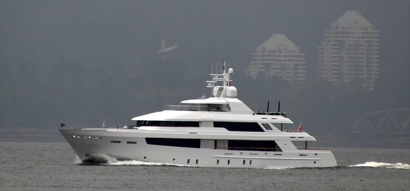 AFTER EIGHT - Vesseljoin