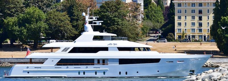 AFTER EIGHT - Vesseljoin