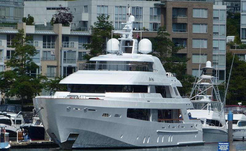 AFTER EIGHT - Vesseljoin