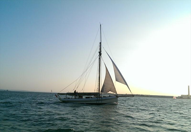 POLLY AGATHA - Vesseljoin